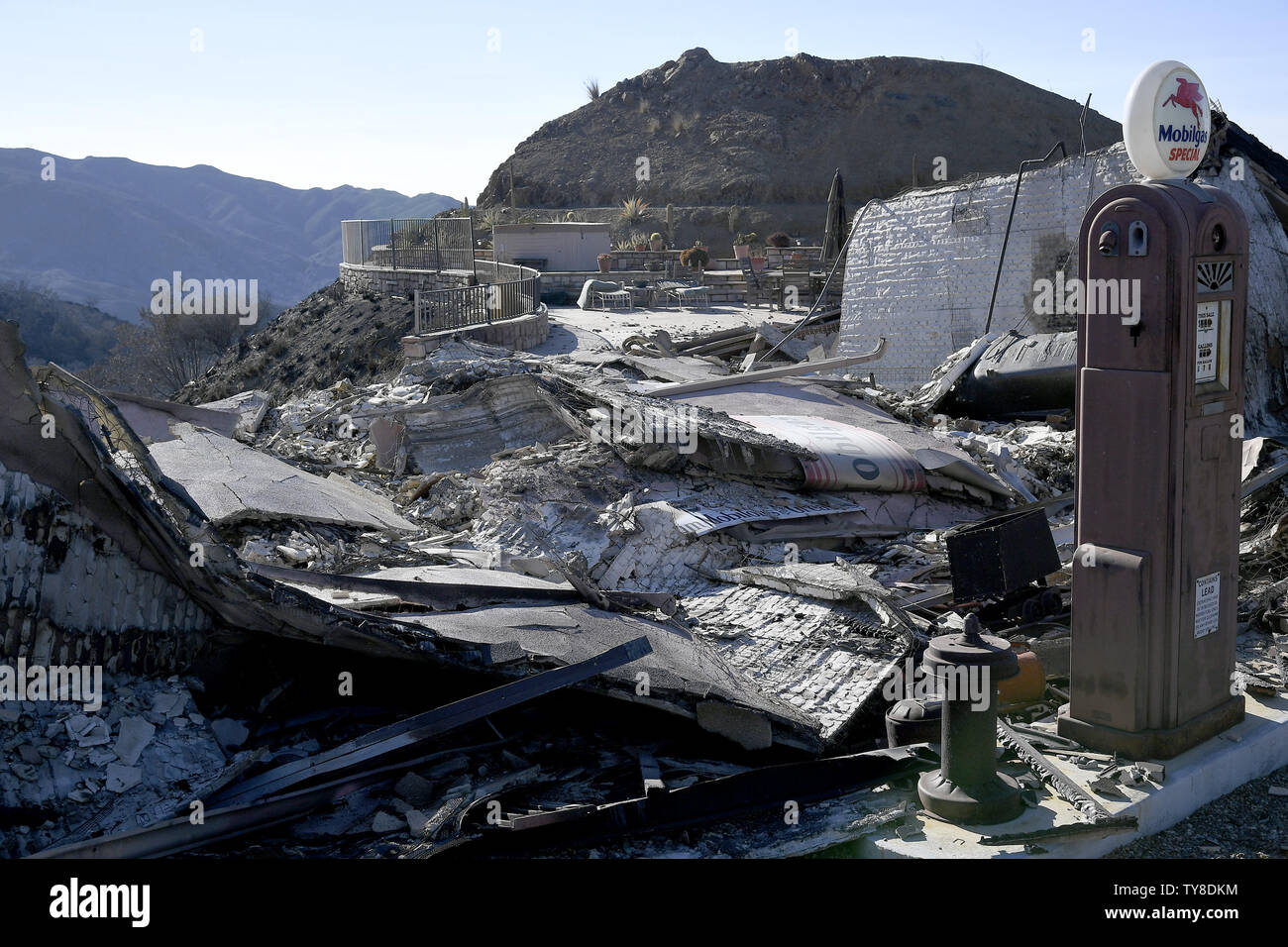 Latigo canyon hi-res stock photography and images - Alamy