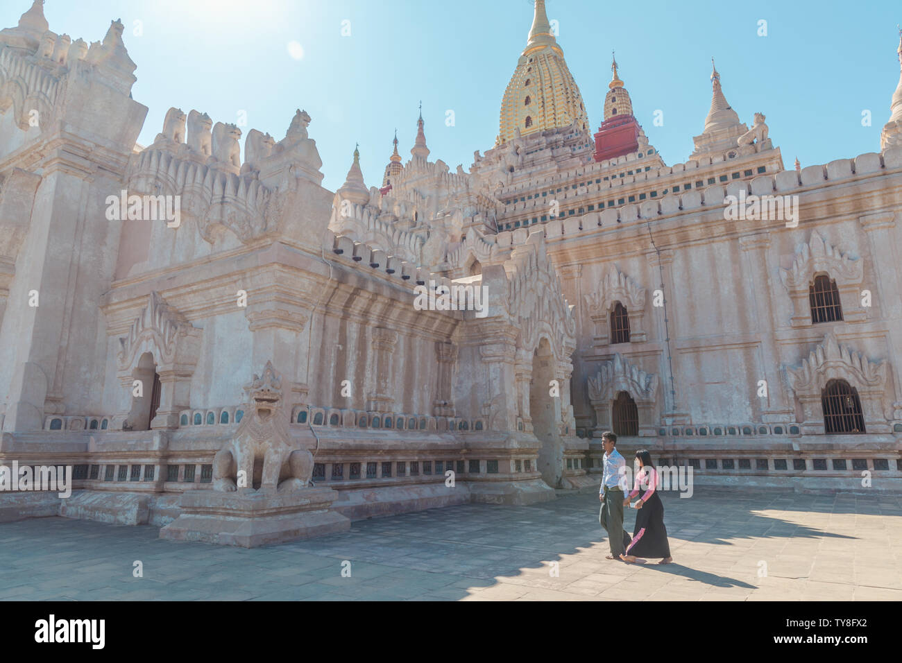Pugan Ananda Temple Stock Photo - Alamy