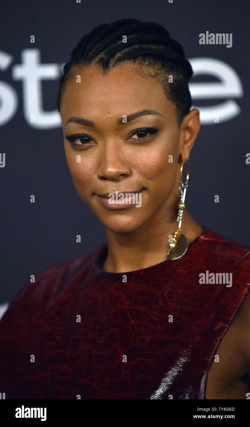 Sonequa Martin-Green attends the 20th annual InStyle and Warner ...