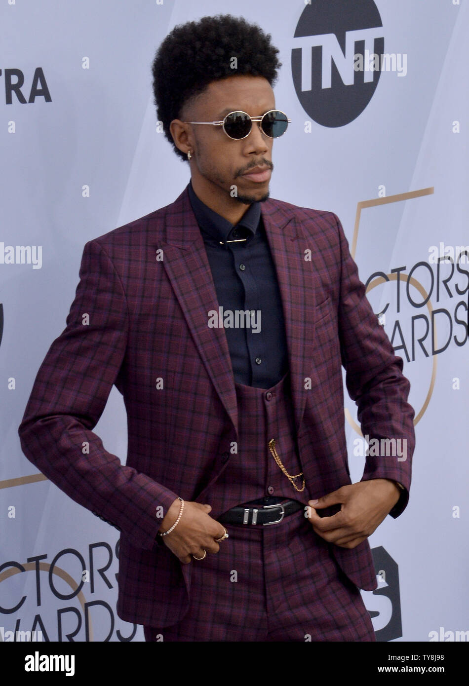 Darrell Britt-Gibson arrives for the the 25th annual SAG Awards held at ...