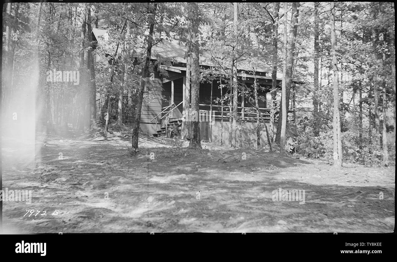 Mayfield, Charles; cabin Stock Photo - Alamy