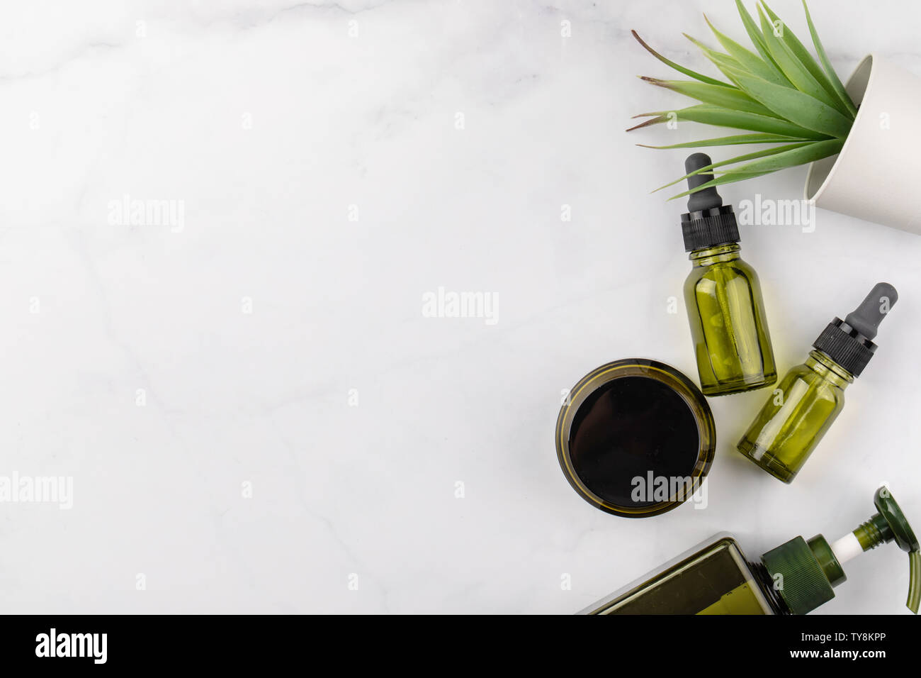 Spa supplies hi-res stock photography and images - Alamy