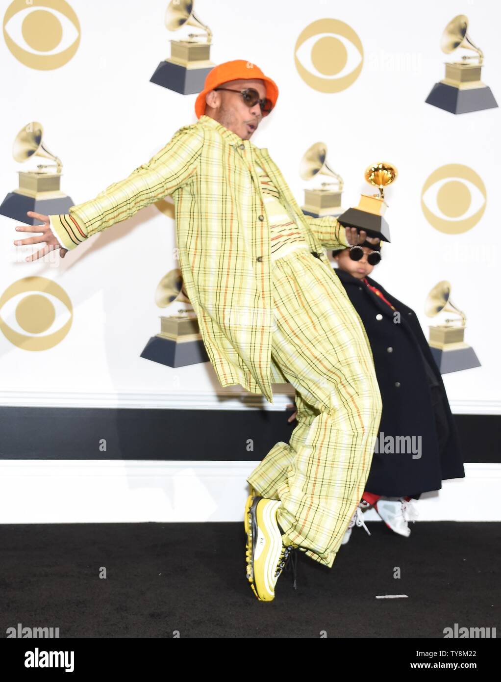 Anderson .Paak appears backstage with his award for Best Rap ...