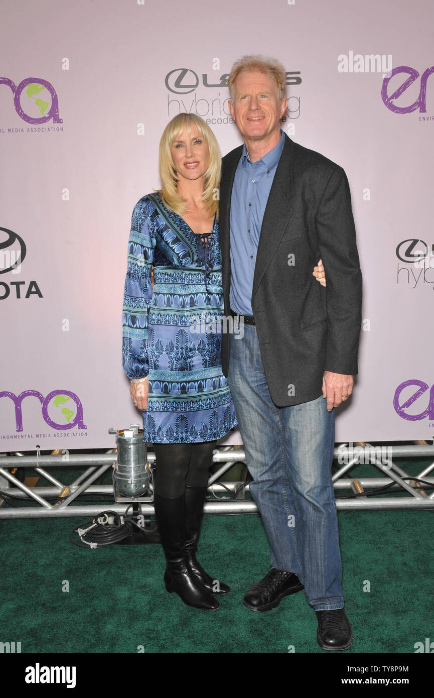 LOS ANGELES, CA. October 25, 2009: Ed Begley Jr. & wife at the 20th ...