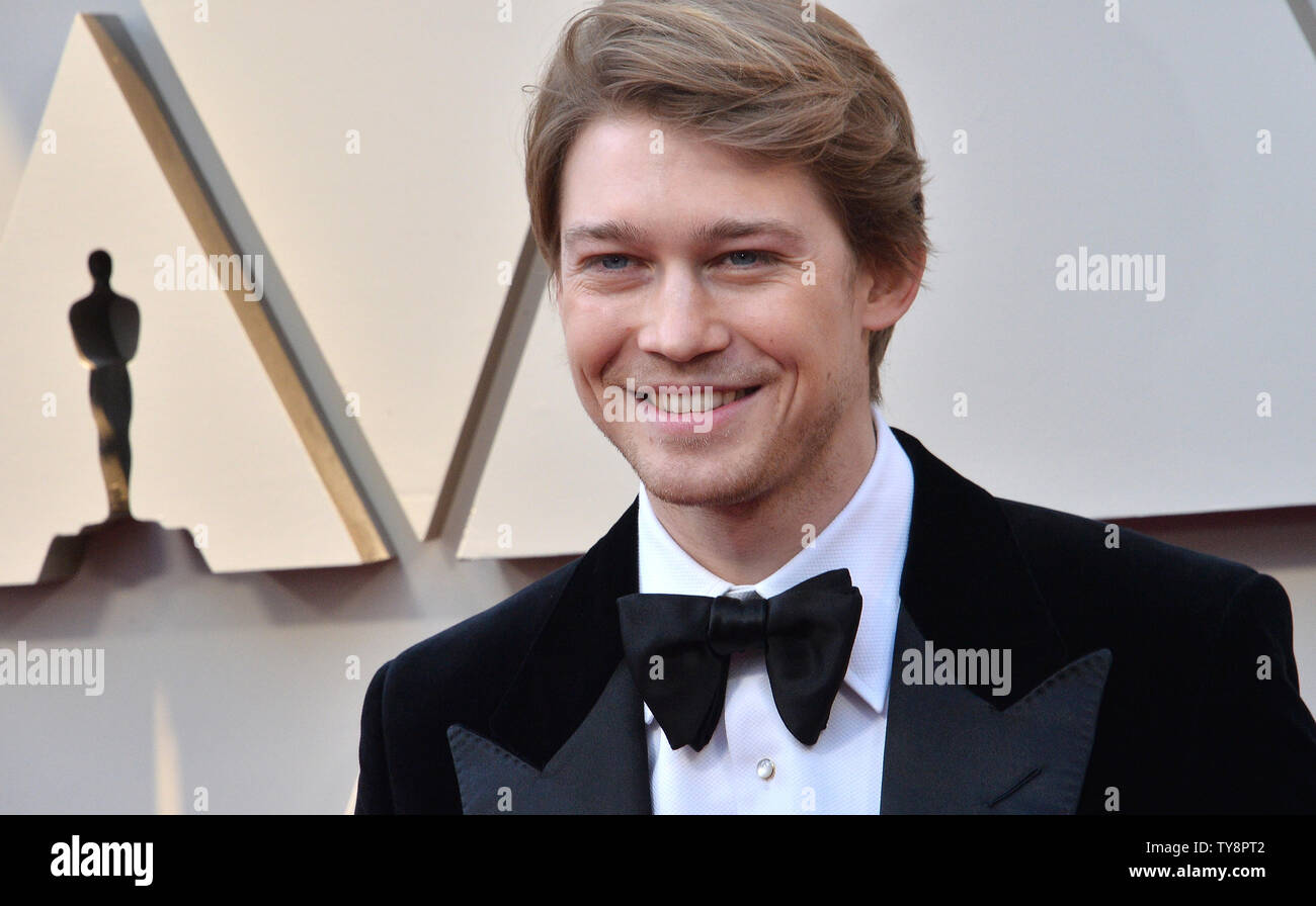 Joe Alwyn arrives on the red carpet for the 91st annual Academy Awards ...