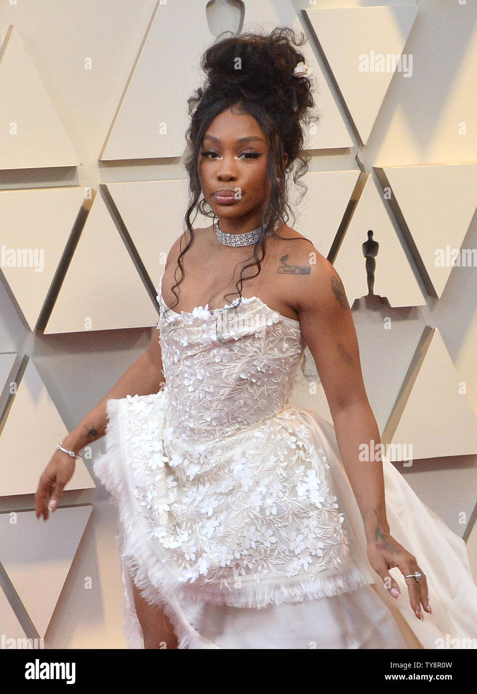 SZA arrives on the red carpet for the 91st annual Academy Awards at the ...