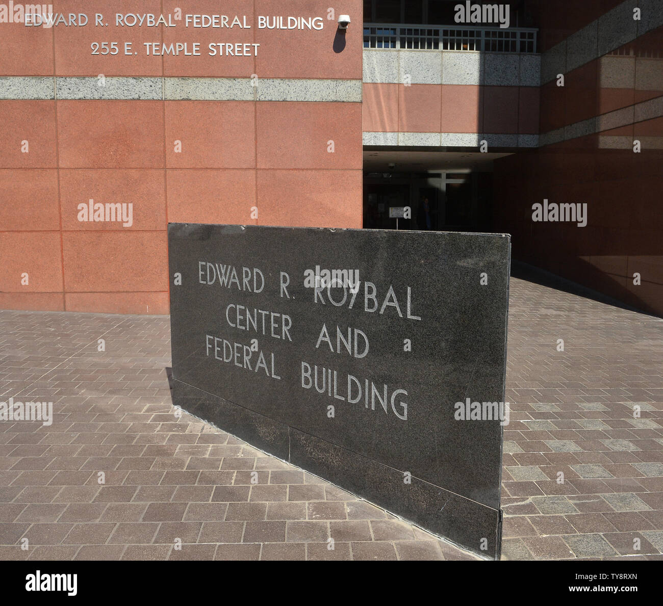 Roybal federal building hi-res stock photography and images - Alamy
