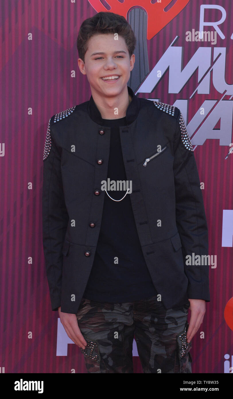 Case Walker arrives for the sixth annual iHeartRadio Music Awards at ...