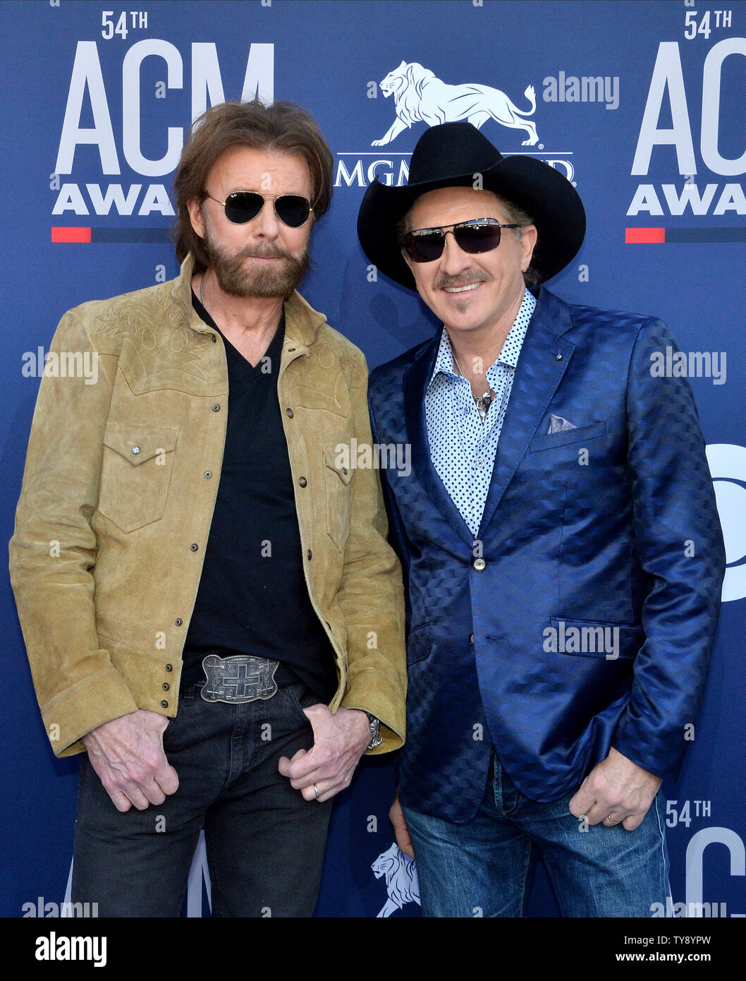 (L-R) Ronnie Dunn and Kix Brooks attend the 54th annual Academy of ...