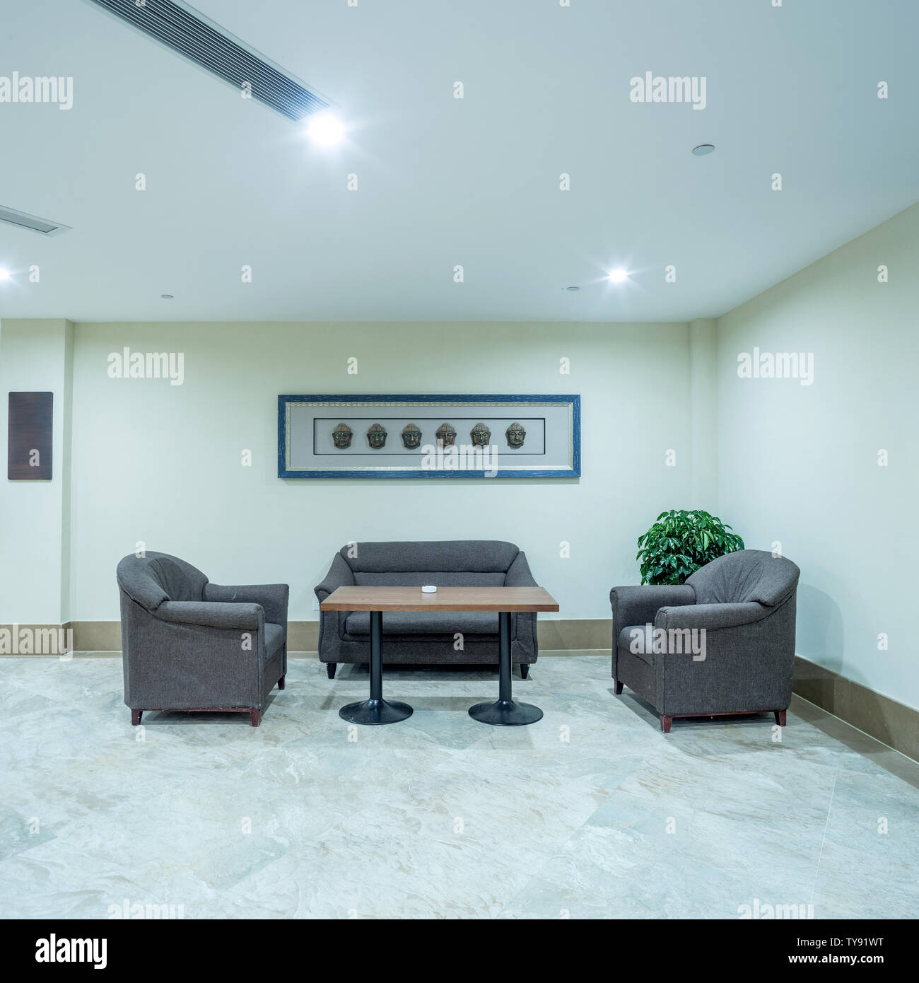 Office interior reception waiting area hi-res stock photography and ...