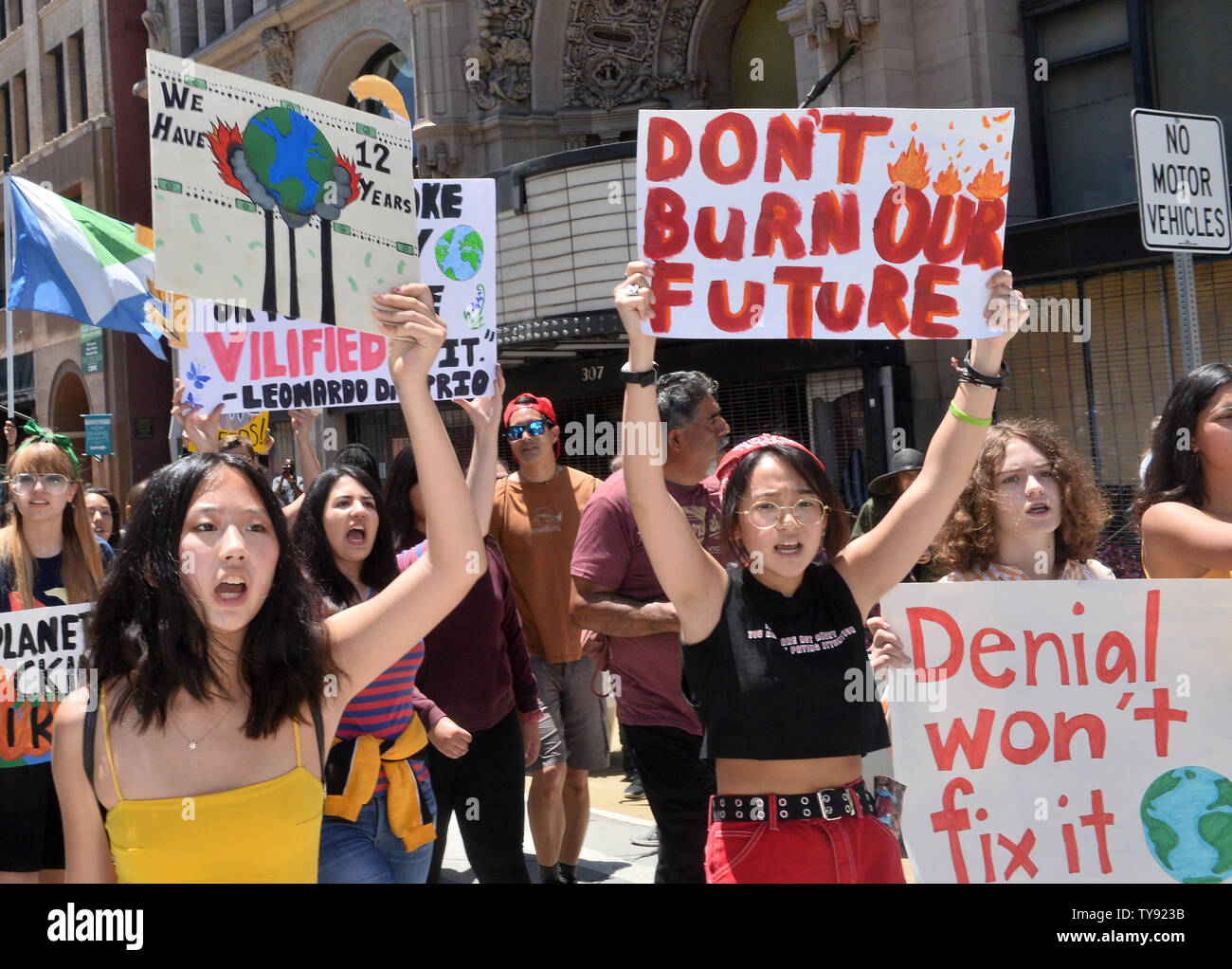 Hundreds of students join an estimated 1.8 million people in 125 ...
