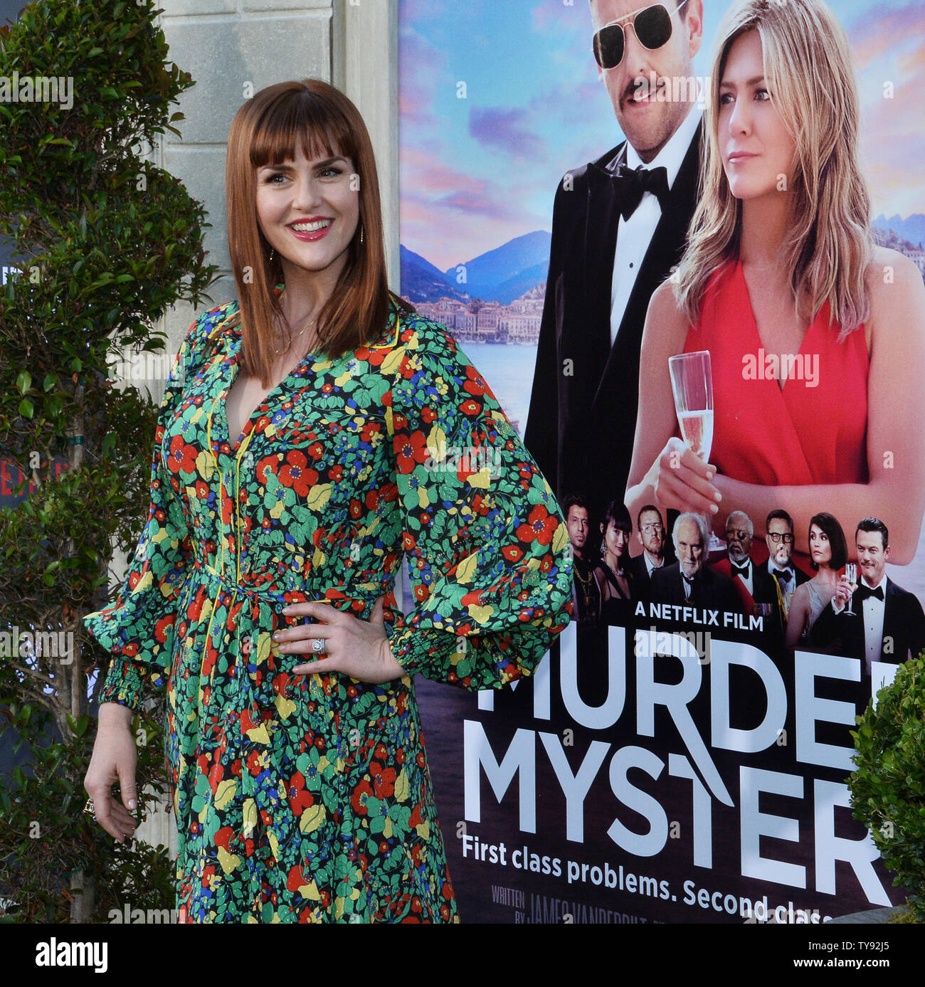 Actress Sara Rue attends the premiere of the motion picture romantic ...