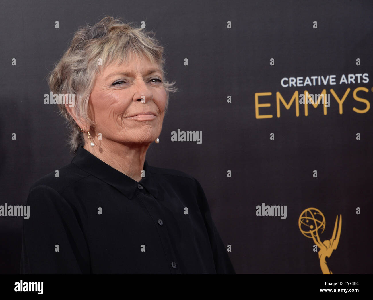 Journalist Linda Ellerbee attends the Creative Arts Emmy Awards at ...