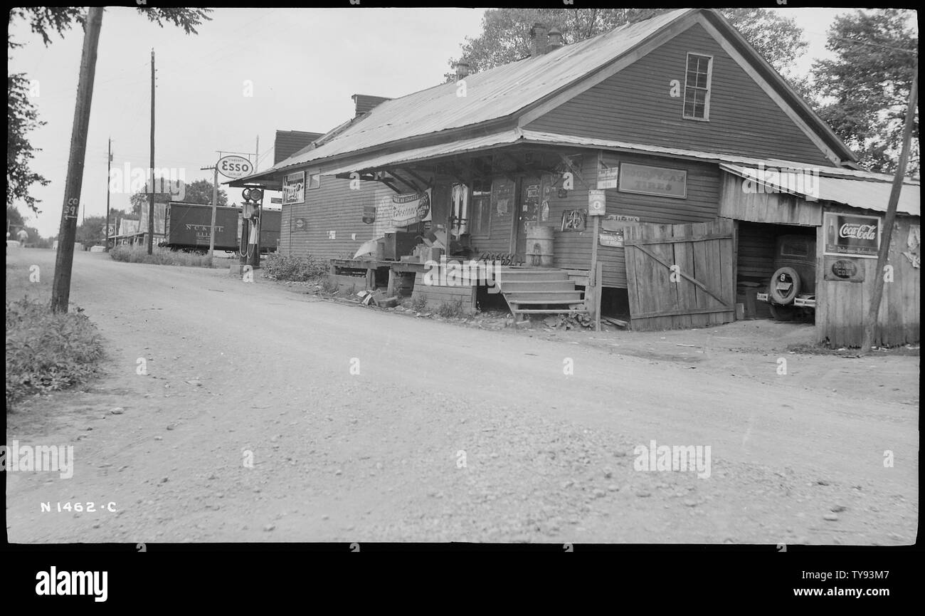 Milner's Store and Community Center Stock Photo - Alamy