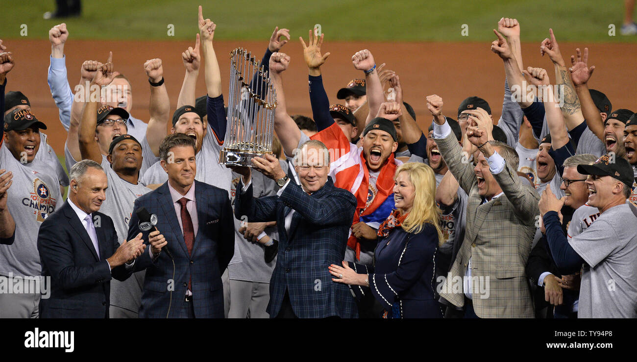 Mlb world series trophy 2017 hi-res stock photography and images - Alamy