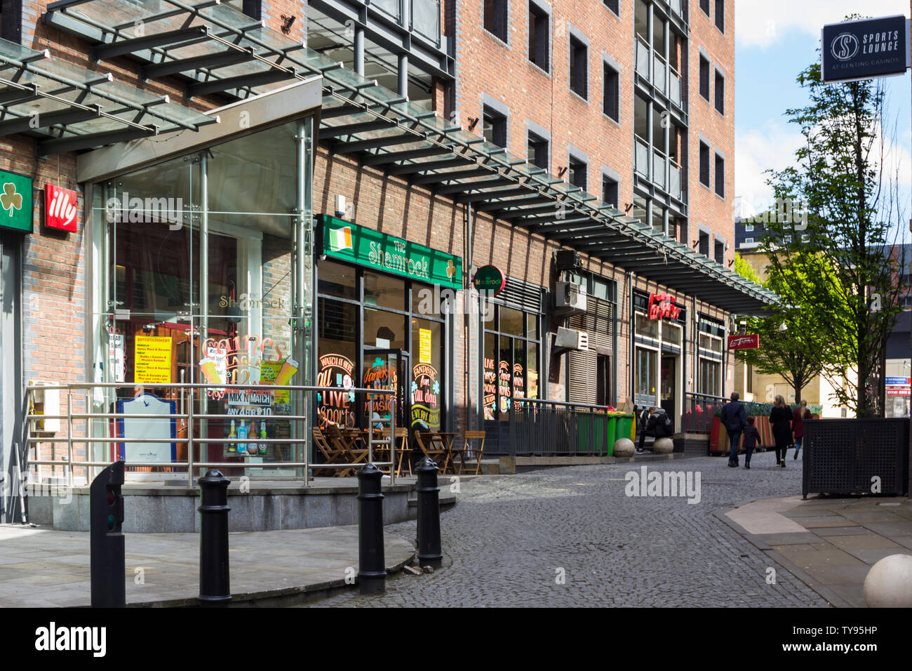 Queen Square, off Whitechapel, Liverpool. Queen Square is a ...