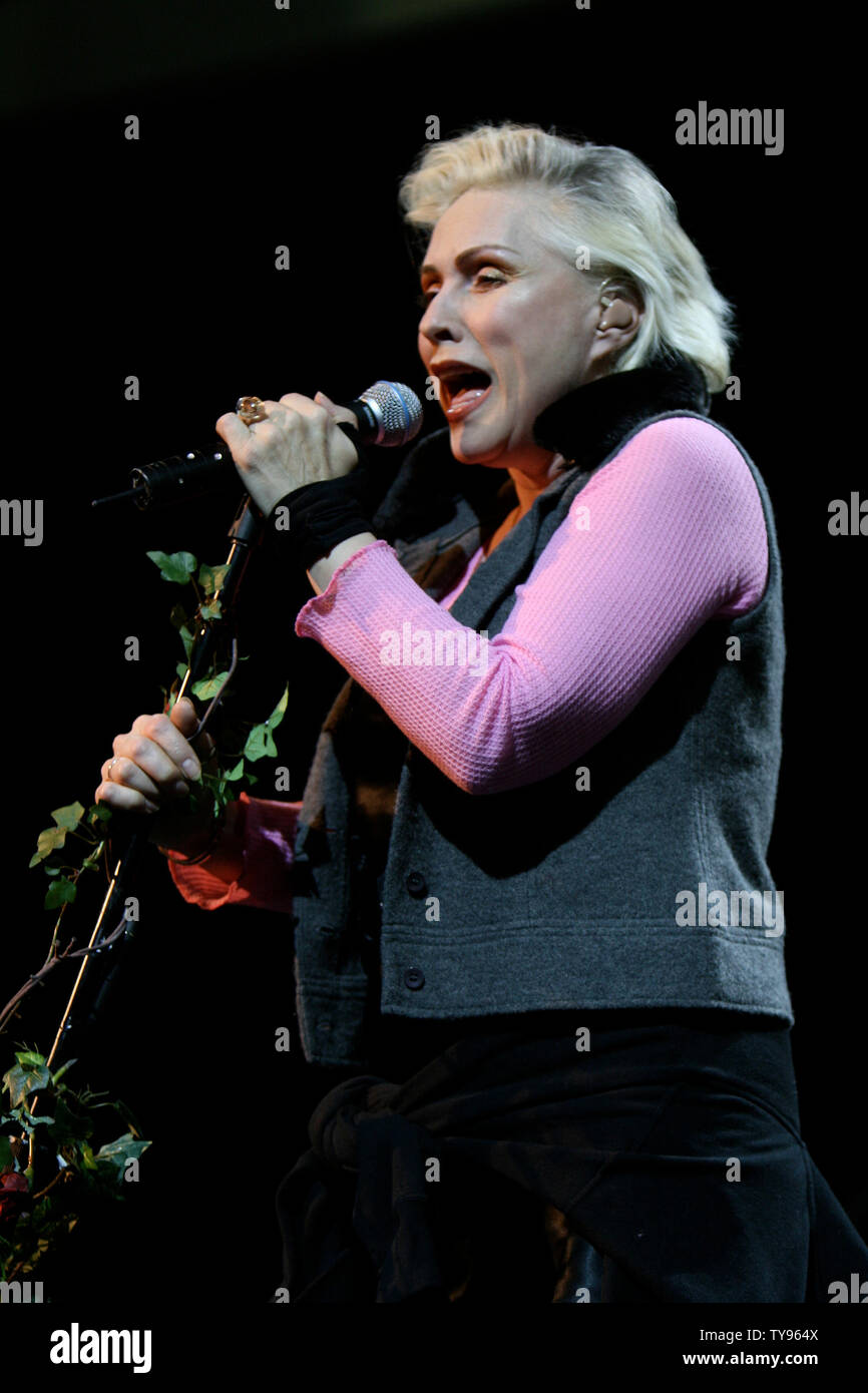 Deborah Harry performs in concert at The Santa Fe Station in Las Vegas ...