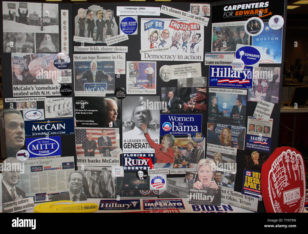 Political memorabilia collectors gather in Las Vegas on August 06, 2008 ...