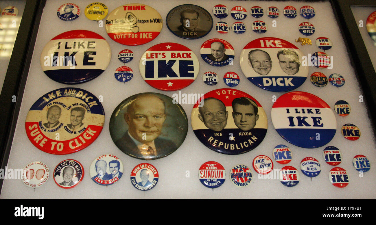 Political memorabilia collectors gather in Las Vegas on August 06, 2008 ...