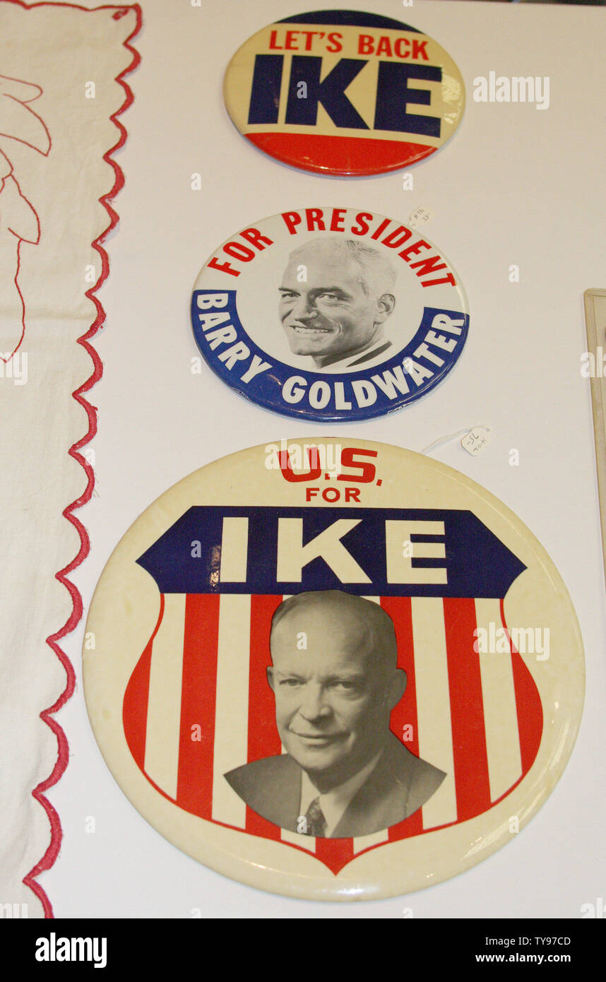 Political memorabilia collectors gather in Las Vegas on August 06, 2008 ...