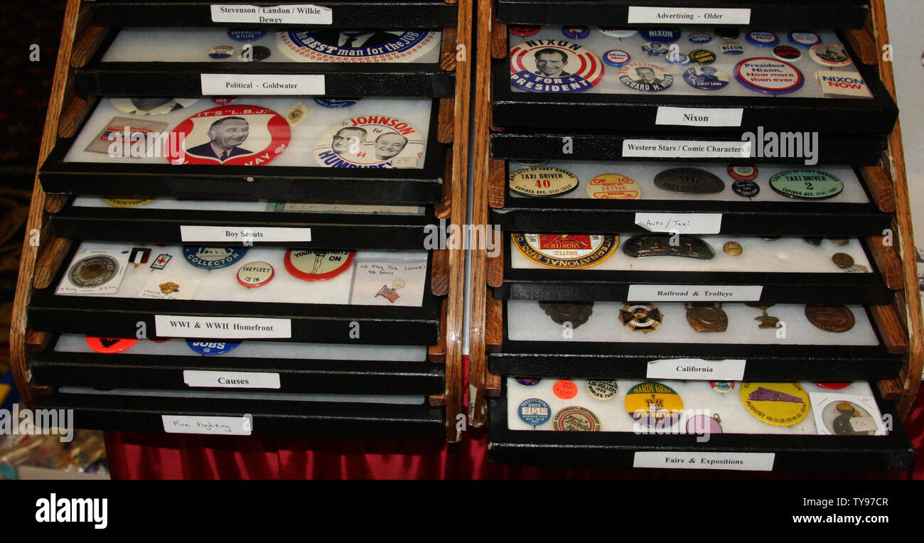 Political memorabilia collectors gather in Las Vegas on August 06, 2008 ...