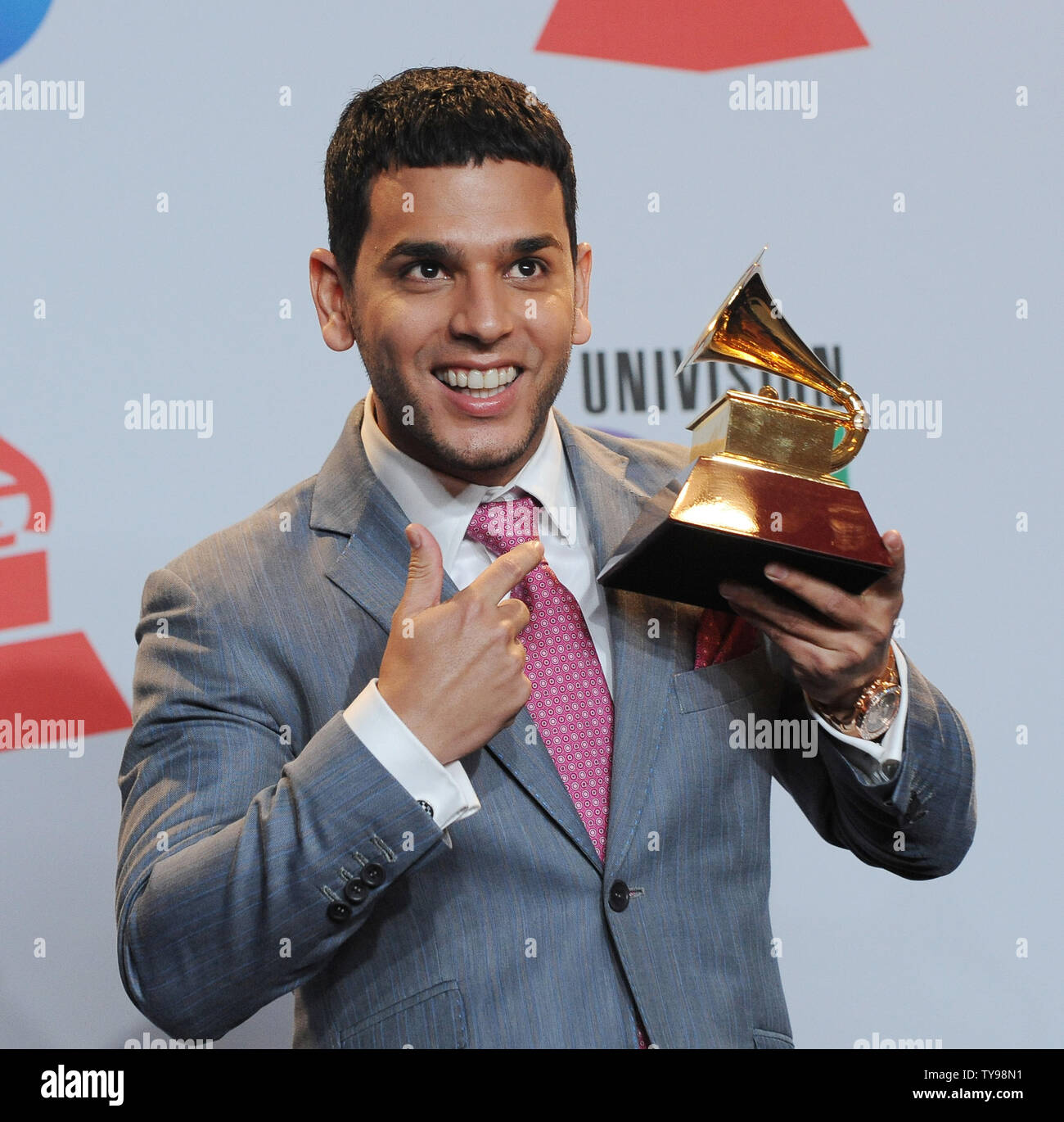 Bambino singer hi-res stock photography and images - Alamy