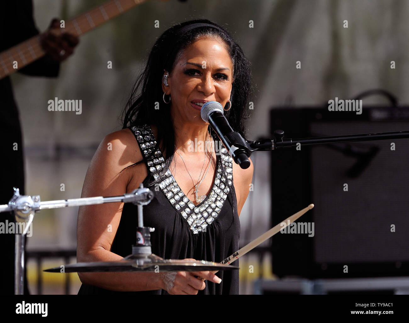 Sheila e musician hi-res stock photography and images - Alamy