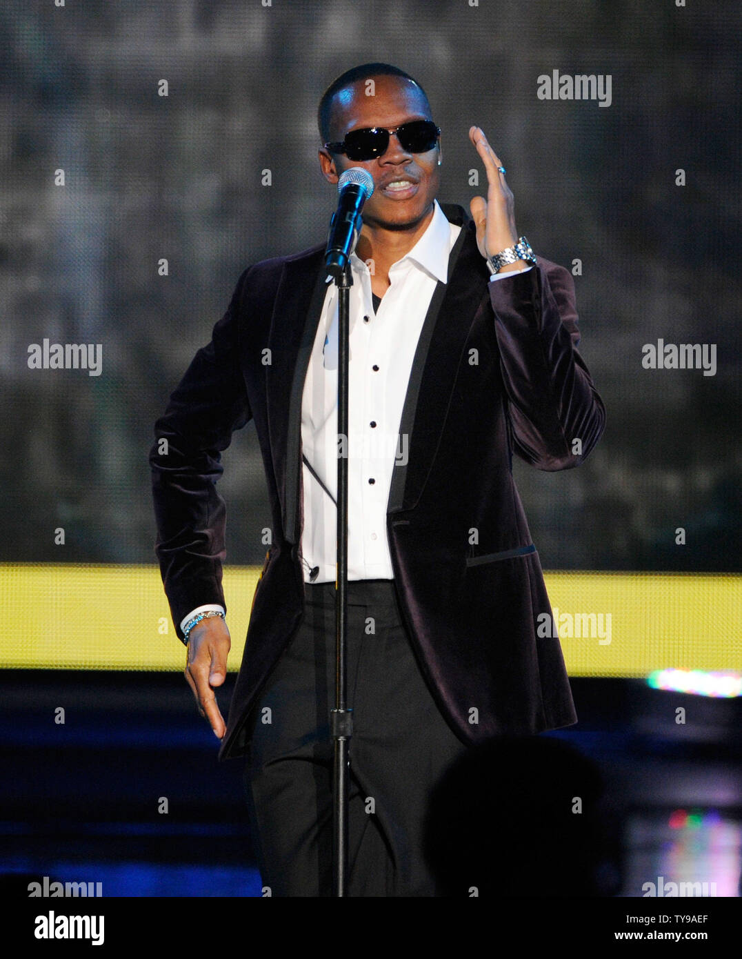 Singer Ronnie Devoe of New Edition performs during the Soul Train ...
