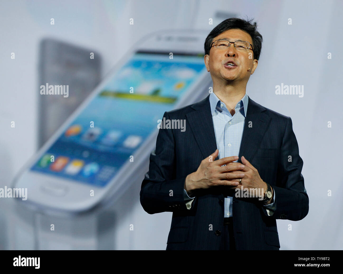 Show woo hi-res stock photography and images - Alamy