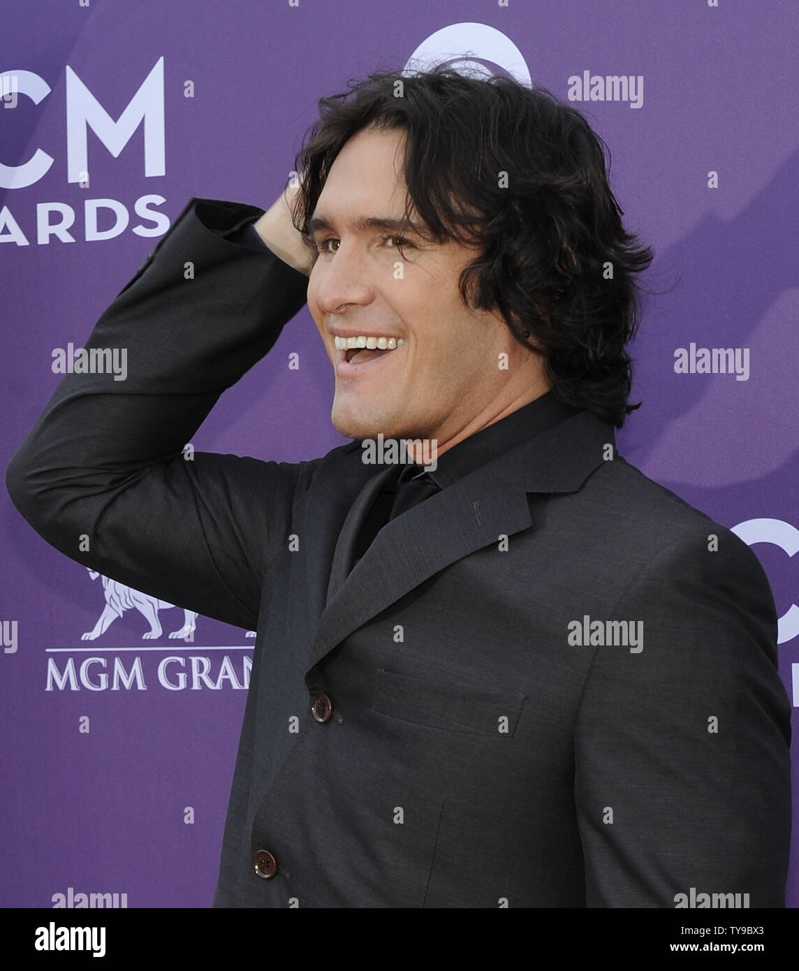 Singer Joe Nichols arrives at the 48th annual Academy of Country Music ...
