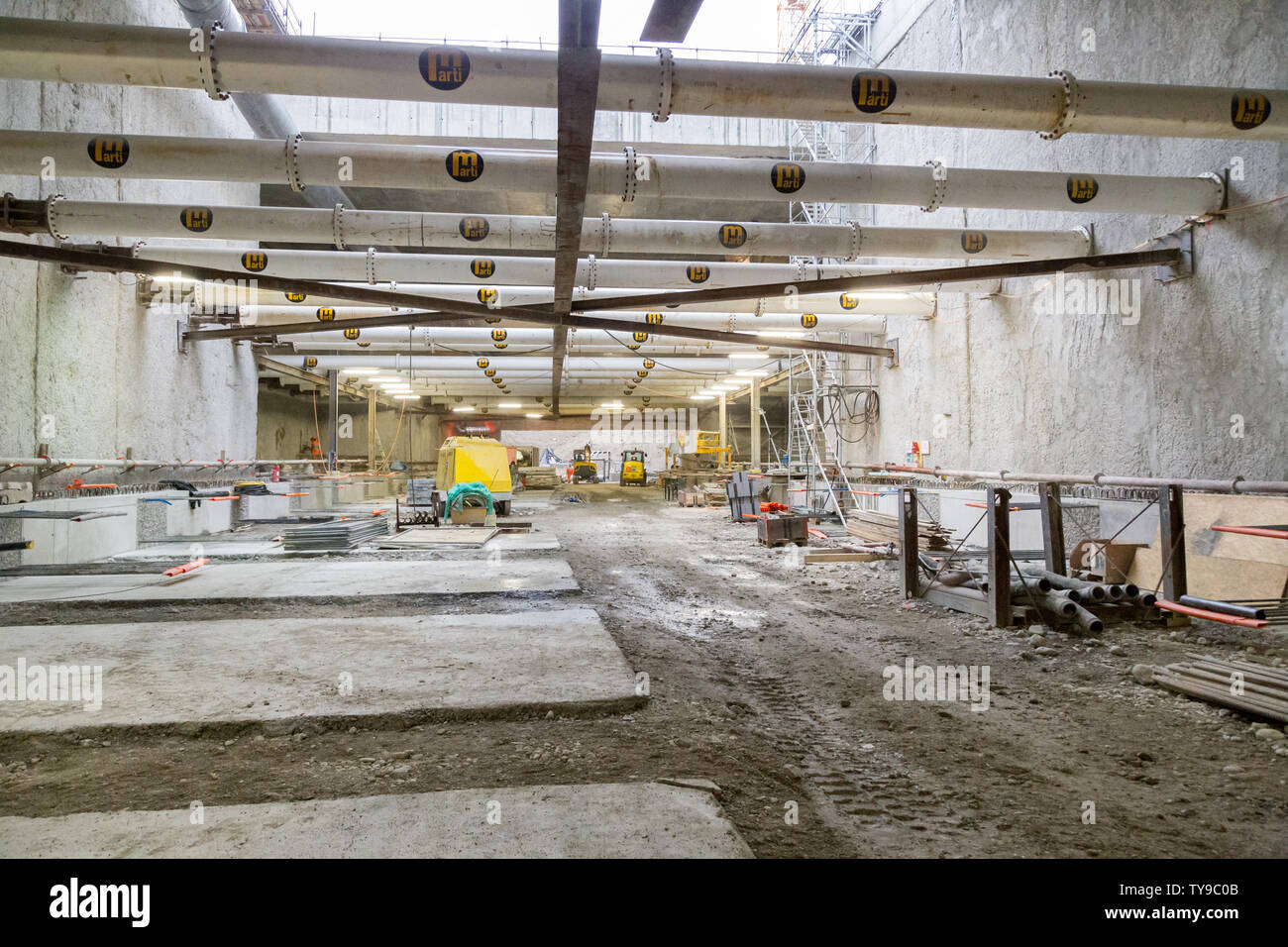 Tunnel Construction Site Stock Photo - Alamy