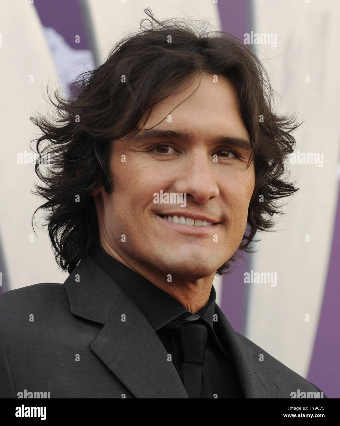 Singer Joe Nichols arrives at the 48th annual Academy of Country Music ...