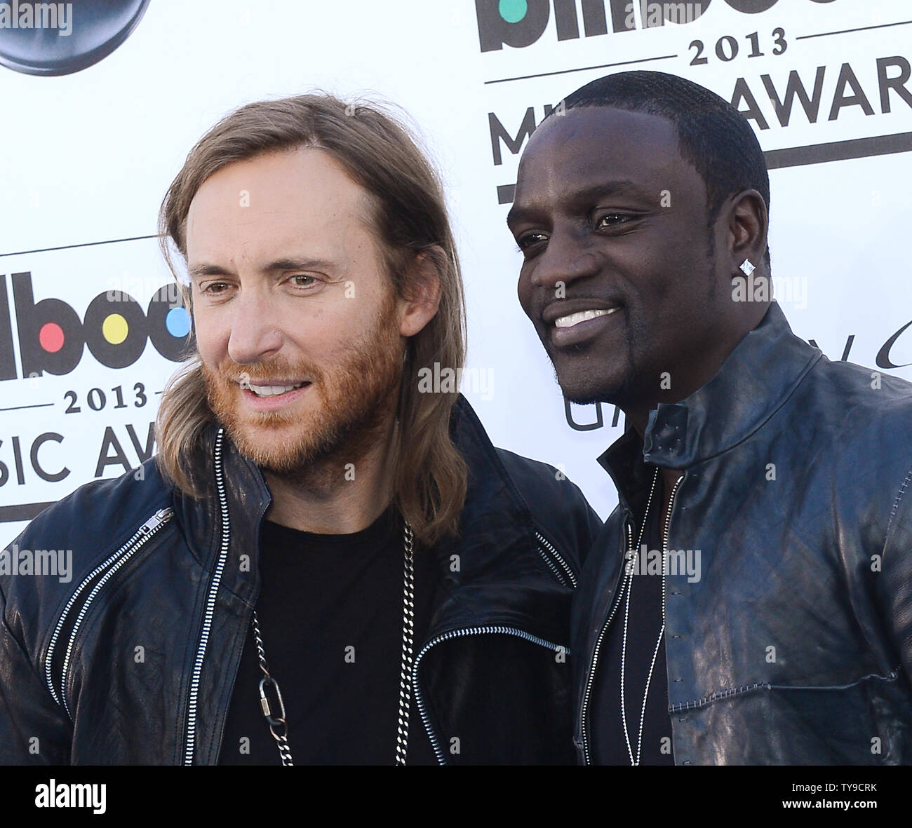 David guetta and akon hi-res stock photography and images - Alamy