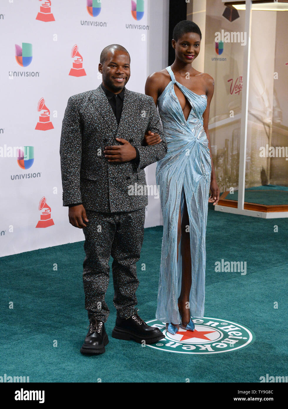 Singer Coreon Du and model Mauza Antonio arrive for the 15th annual ...