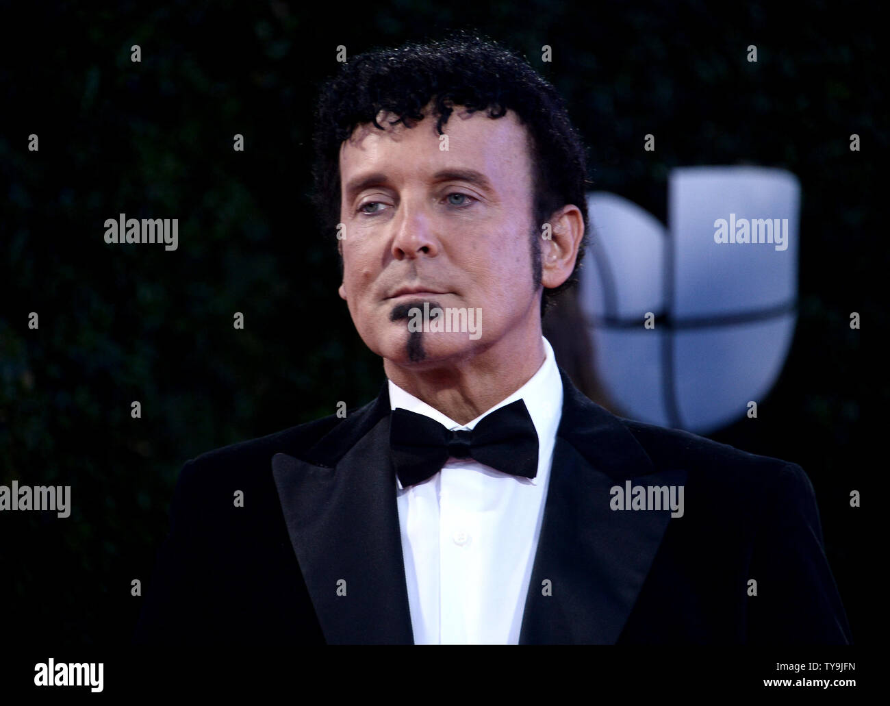 David Longoria arrives for the 16th Annual Latin Grammy Awards at the ...
