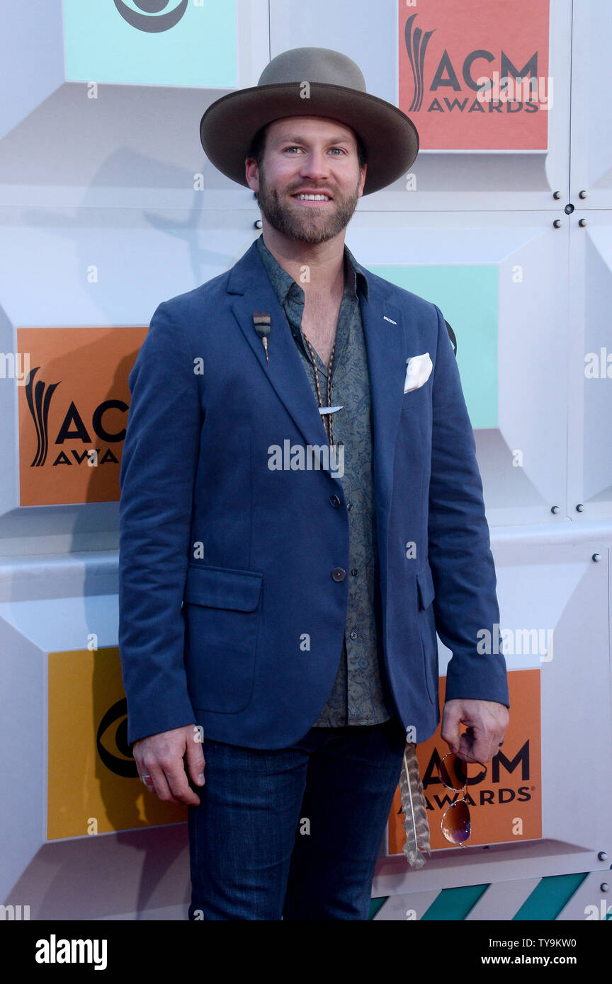 Singer Drake White attends the 51st annual Academy of Country Music ...