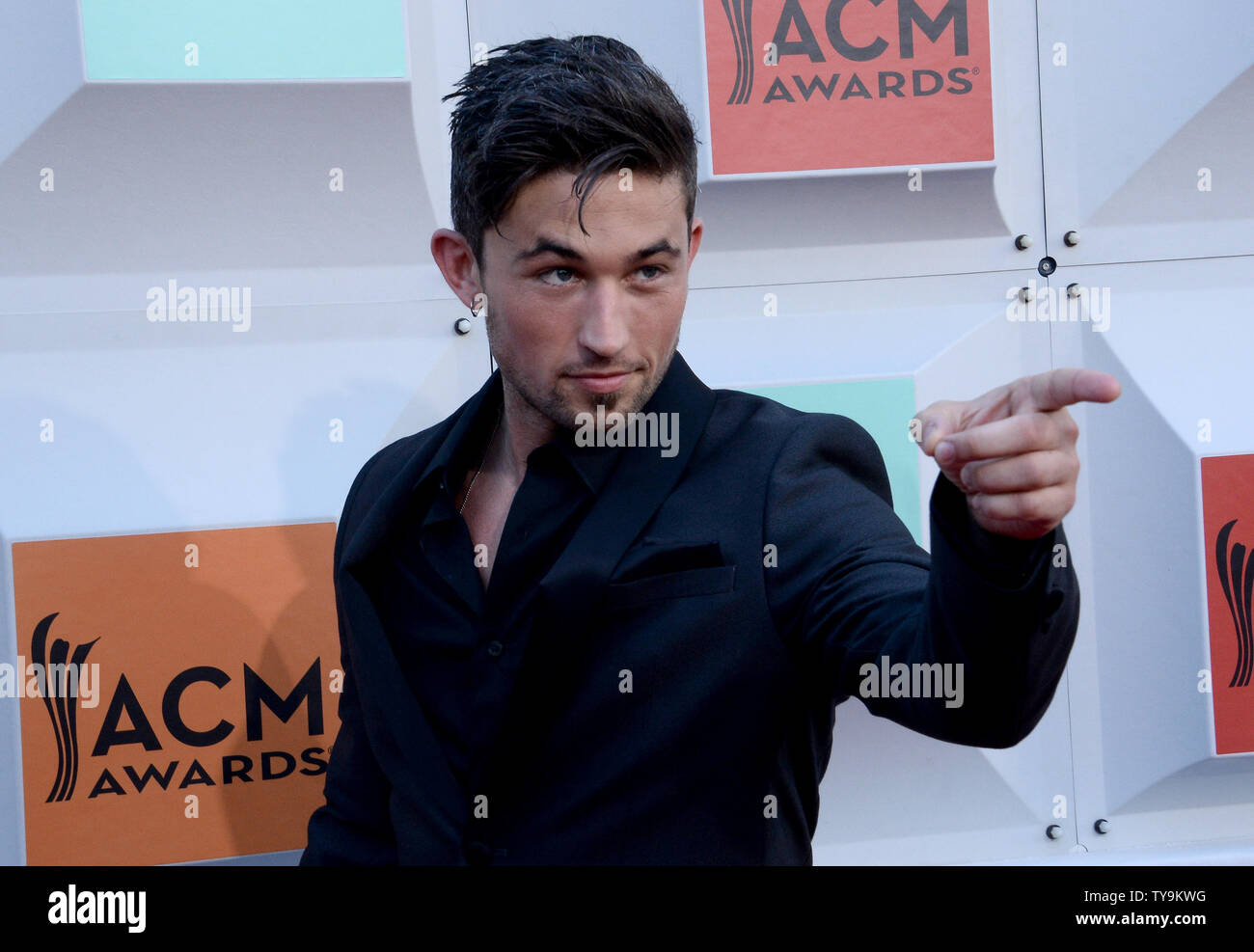 Singer Michael Ray attends the 51st annual Academy of Country Music ...