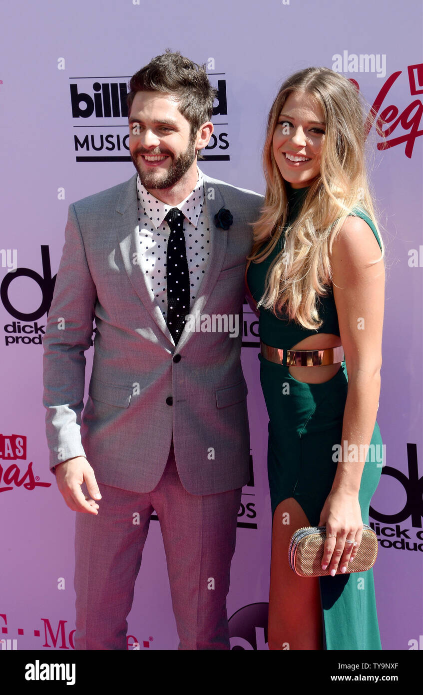 Singer Thomas Rhett and Lauren Gregory Akins attend the annual ...