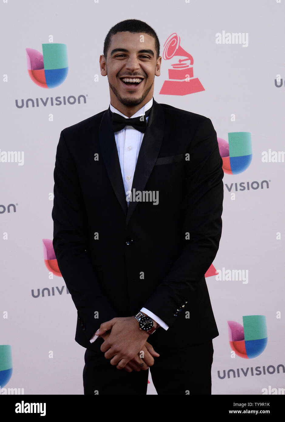Singer Manuel Medrano arrives on the red carpet for the 17th annual ...