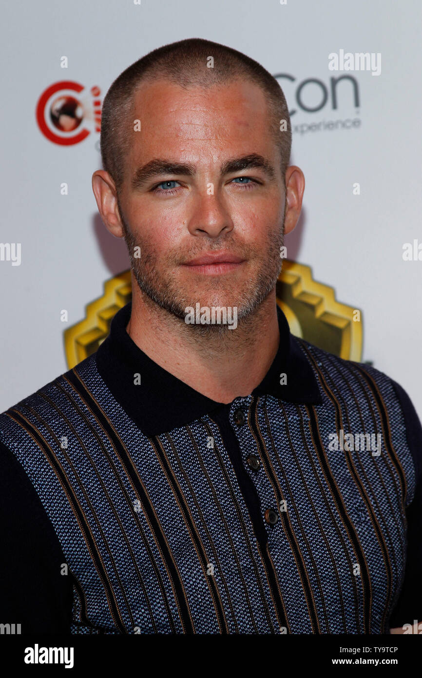 Actor Chris Pine arrives for the Warner Bros. Pictures Invites You to ...
