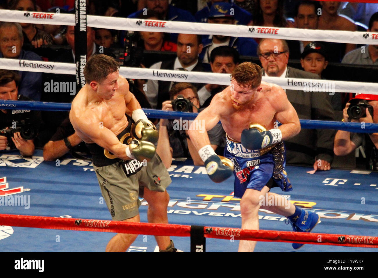 Canelo Alvarez throws a punch that misses Gennady Golovkin during the ...