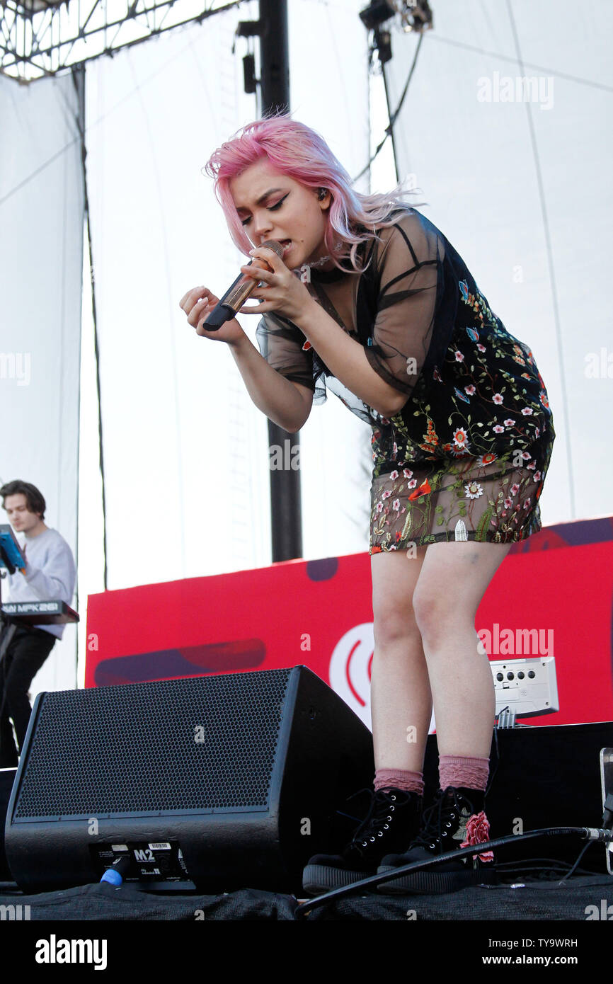 Rena lovelis hi-res stock photography and images - Alamy