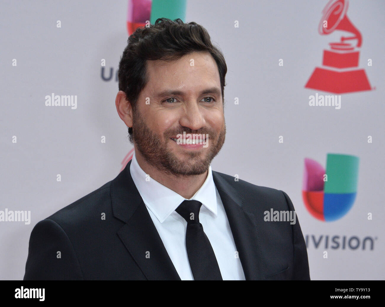 Venezuelan actor Edgar Ramirez arrives on the red carpet for the 18th ...