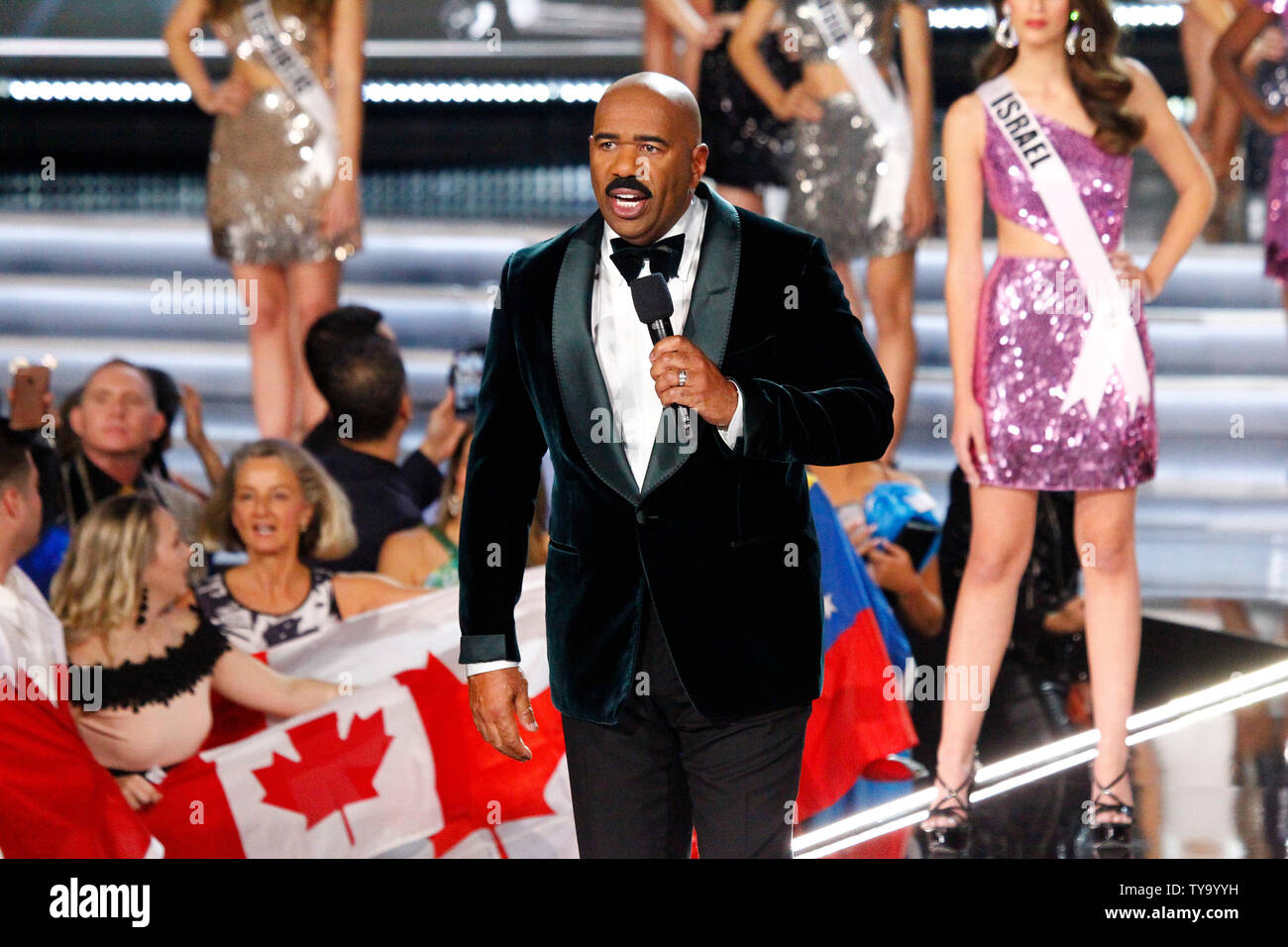 Comedian Steve Harvey on stage while hosting the 66th Miss Universe ...
