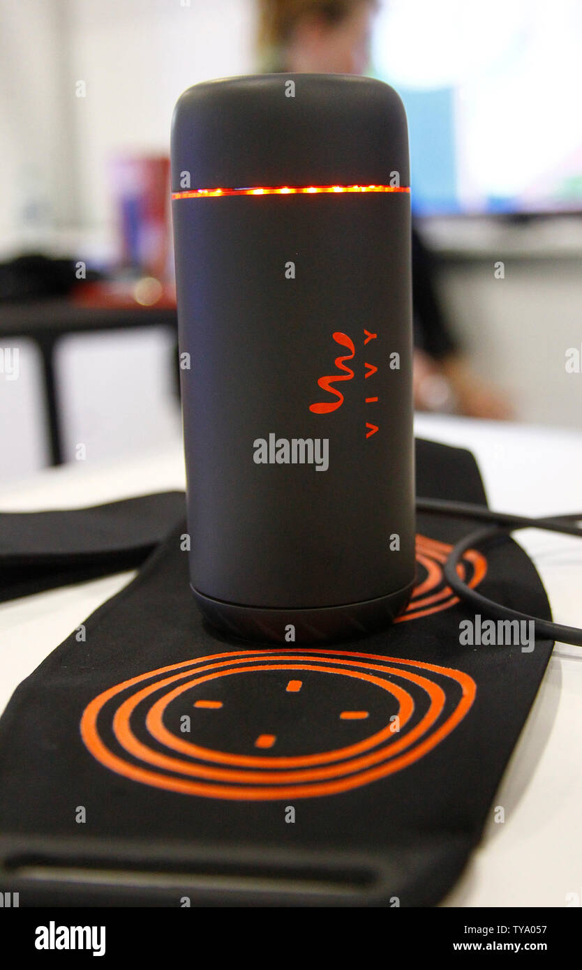 Vivy, a deep tissue heat therapy device by Viatherm Therapeutics, on ...