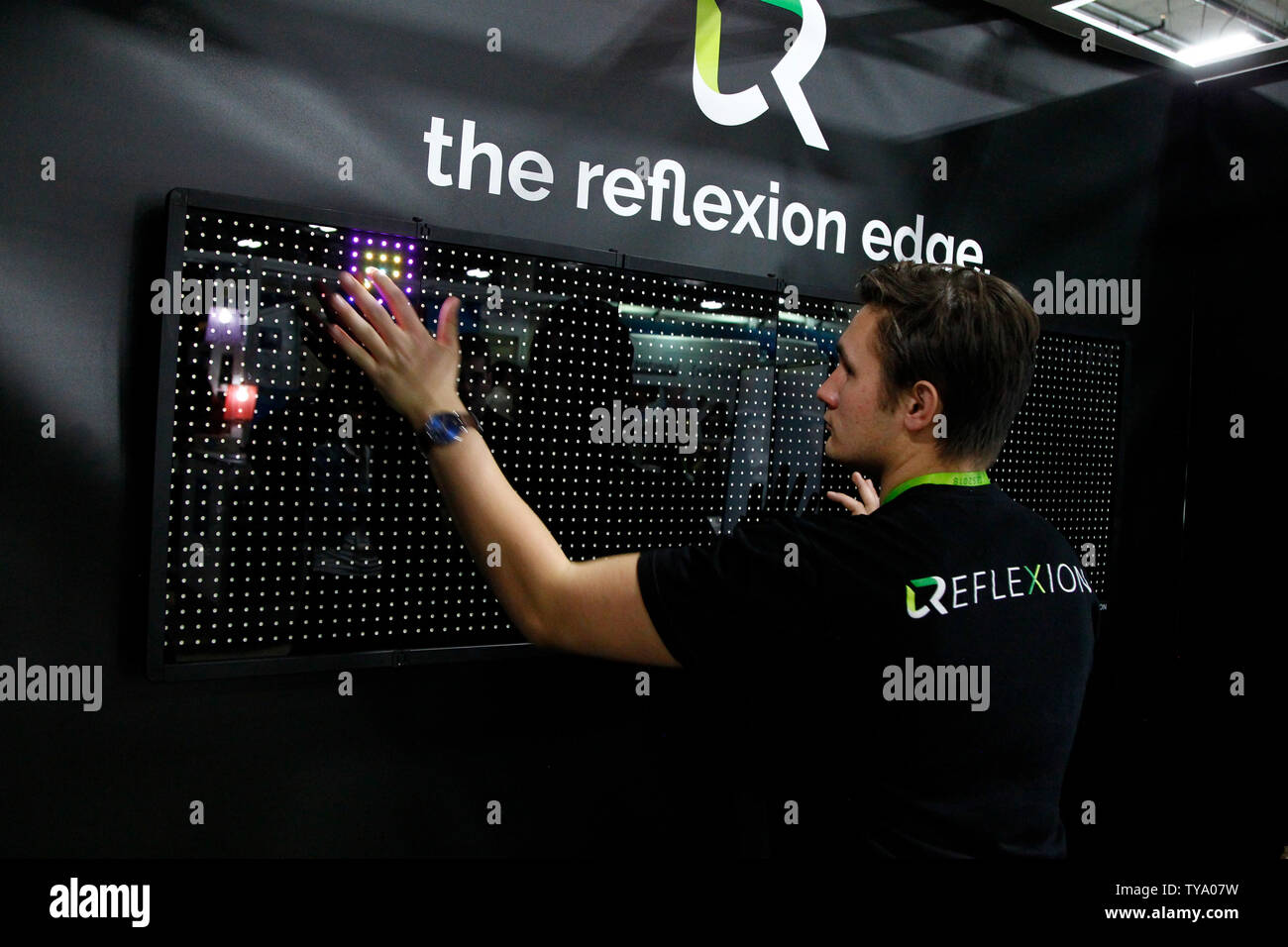 Edge detection hi-res stock photography and images - Alamy