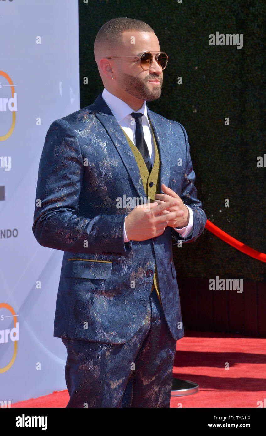 Singer Nacho attends the 2018 Billboard Latin Music Awards at the ...