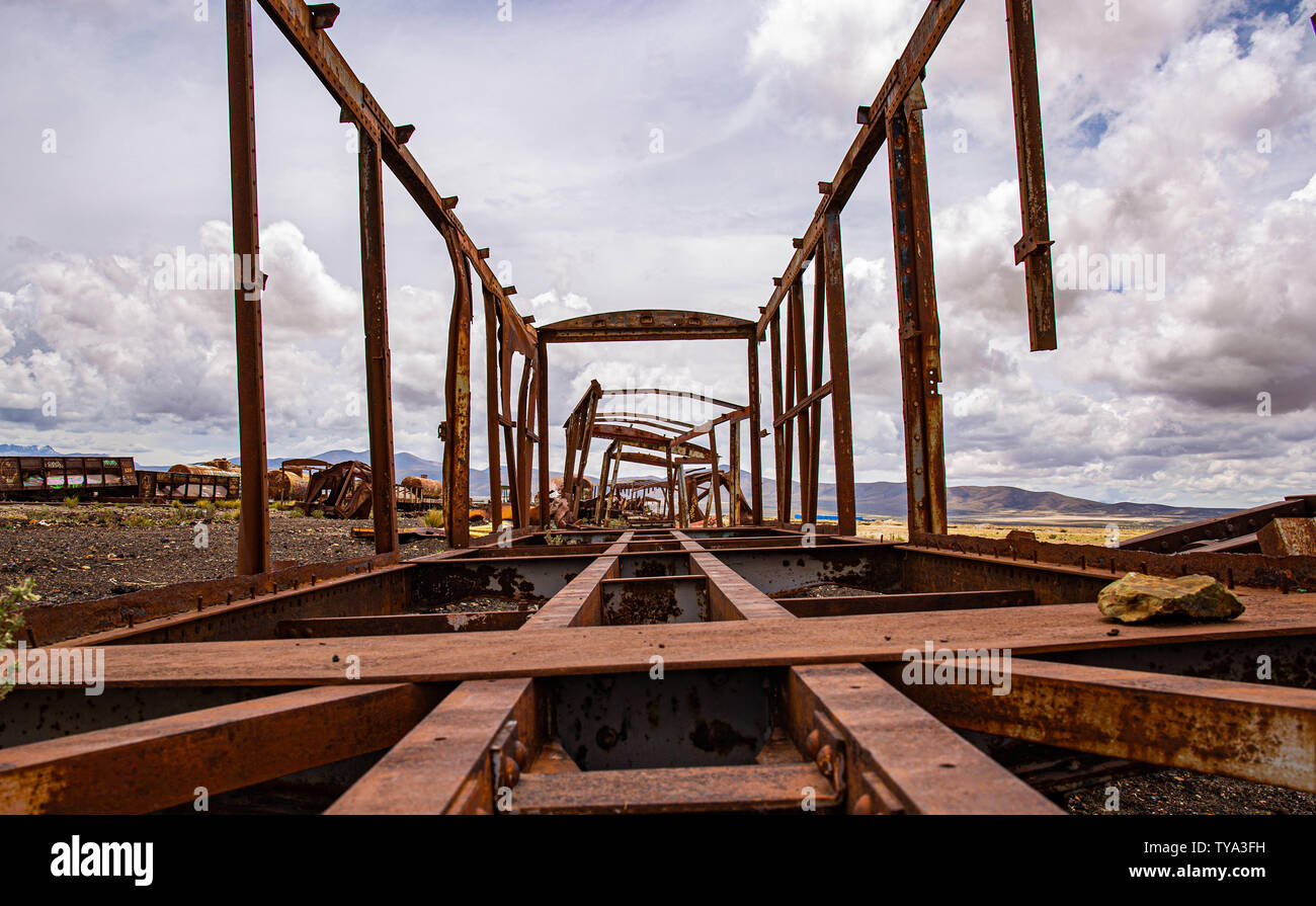 Rusty Trainparts Train Graveyard Stock Photo - Alamy
