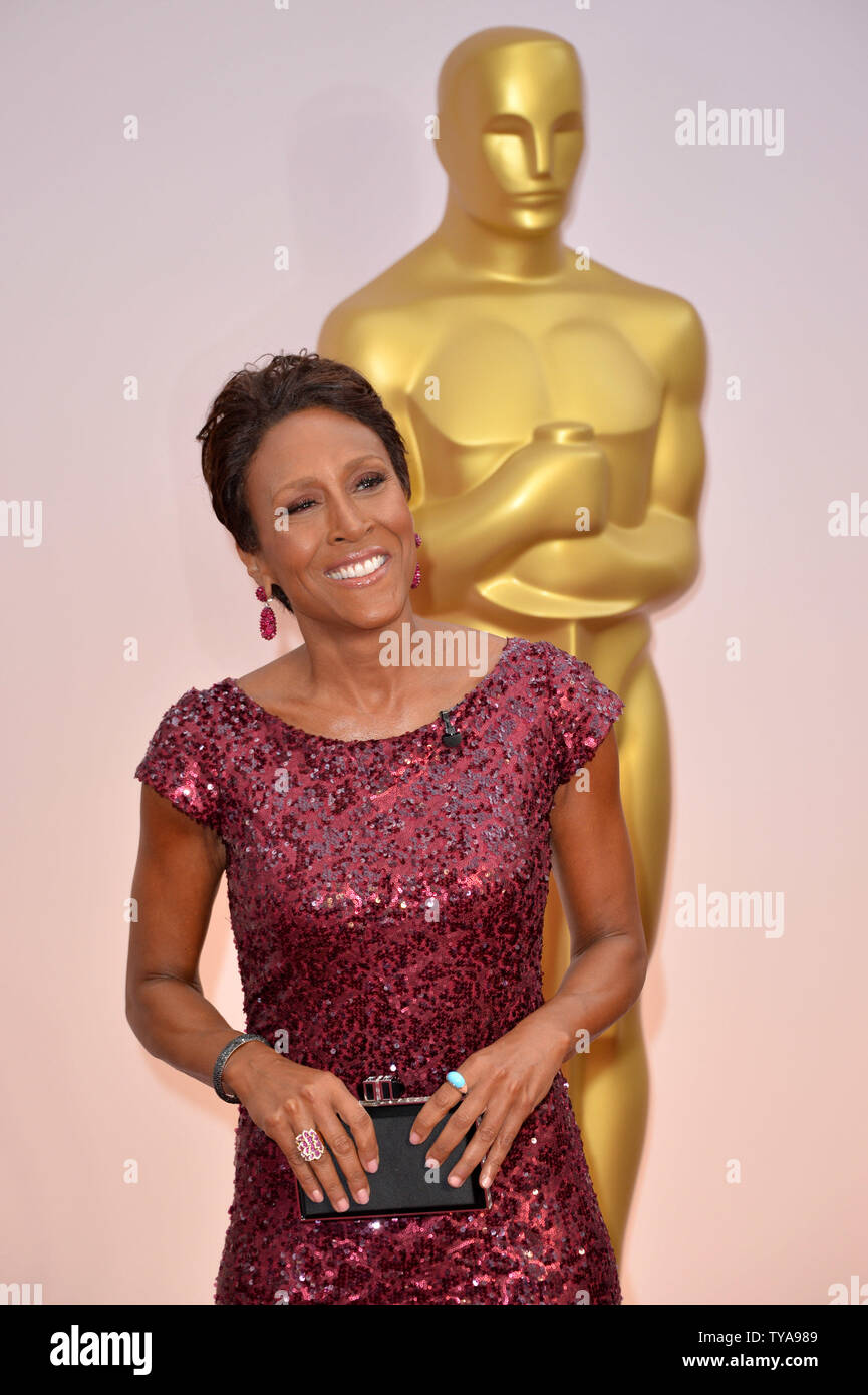 Robin Roberts arrives on the red carpet at the 87th Academy Awards at ...