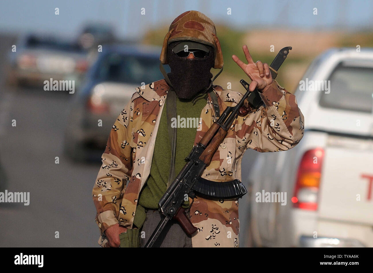 Libya 2011 militia hi-res stock photography and images - Alamy